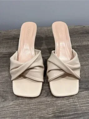 Shoes | Womens Cream Twist Slide Sandals | Poshmark